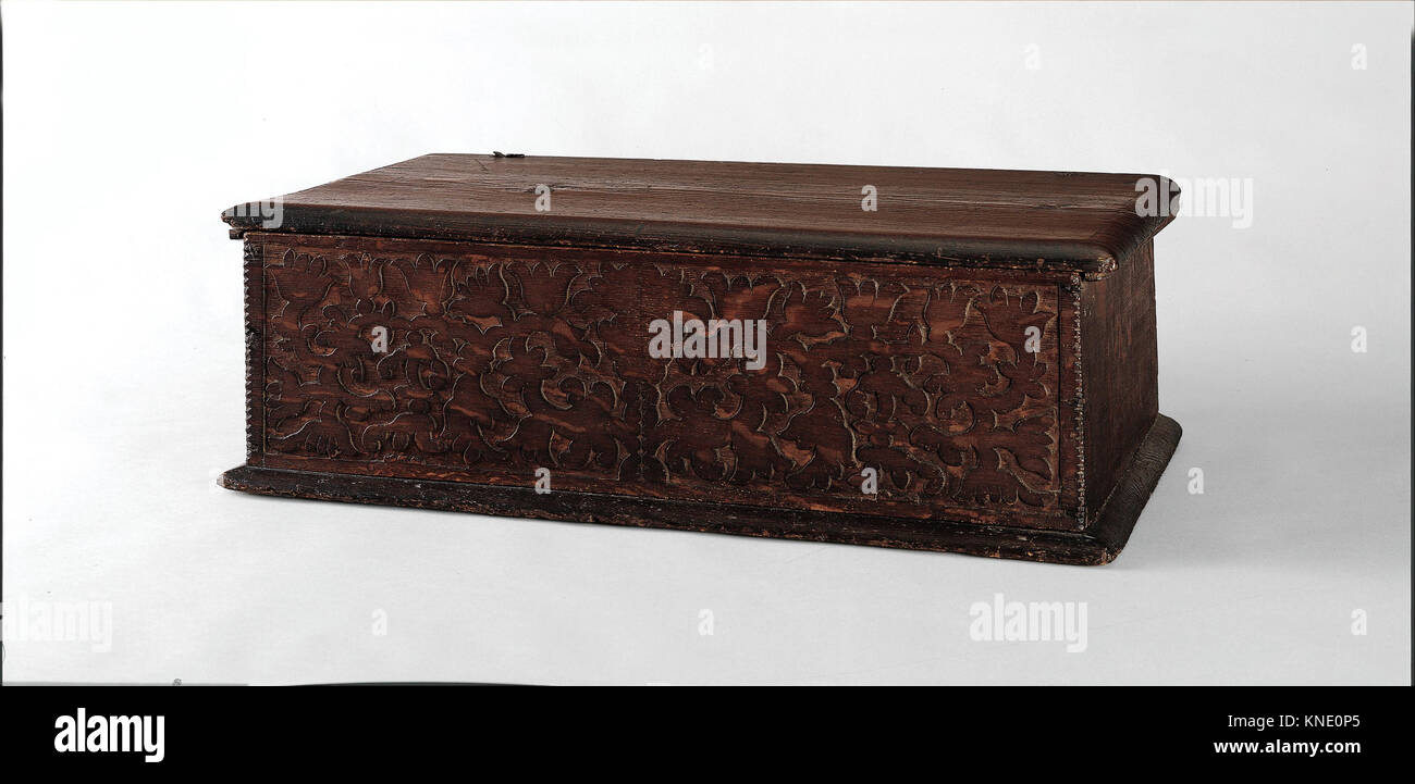 17th century american box hi-res stock photography and images - Alamy
