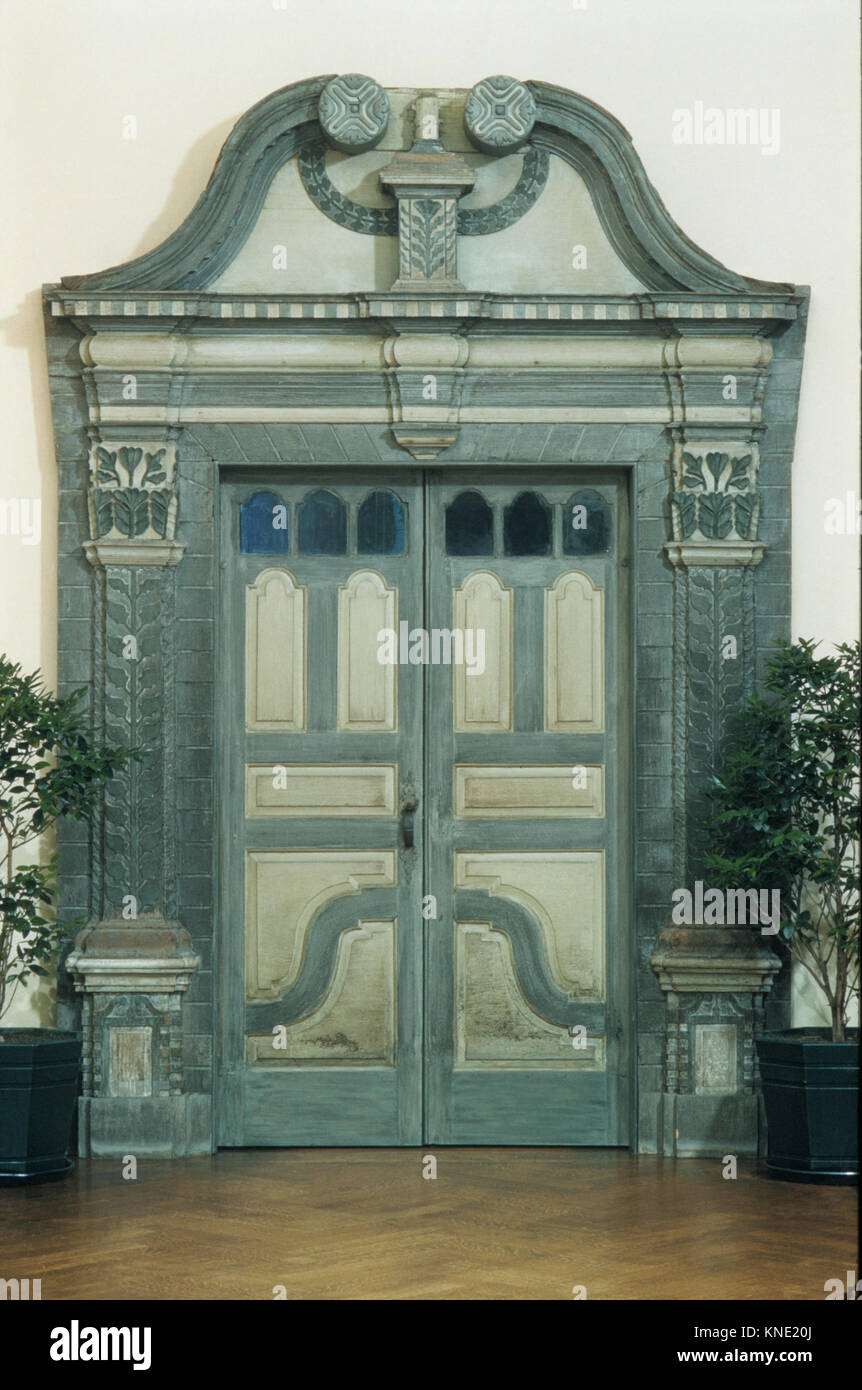This doorway, part of The Metropolitan Museum of Art's collection ...
