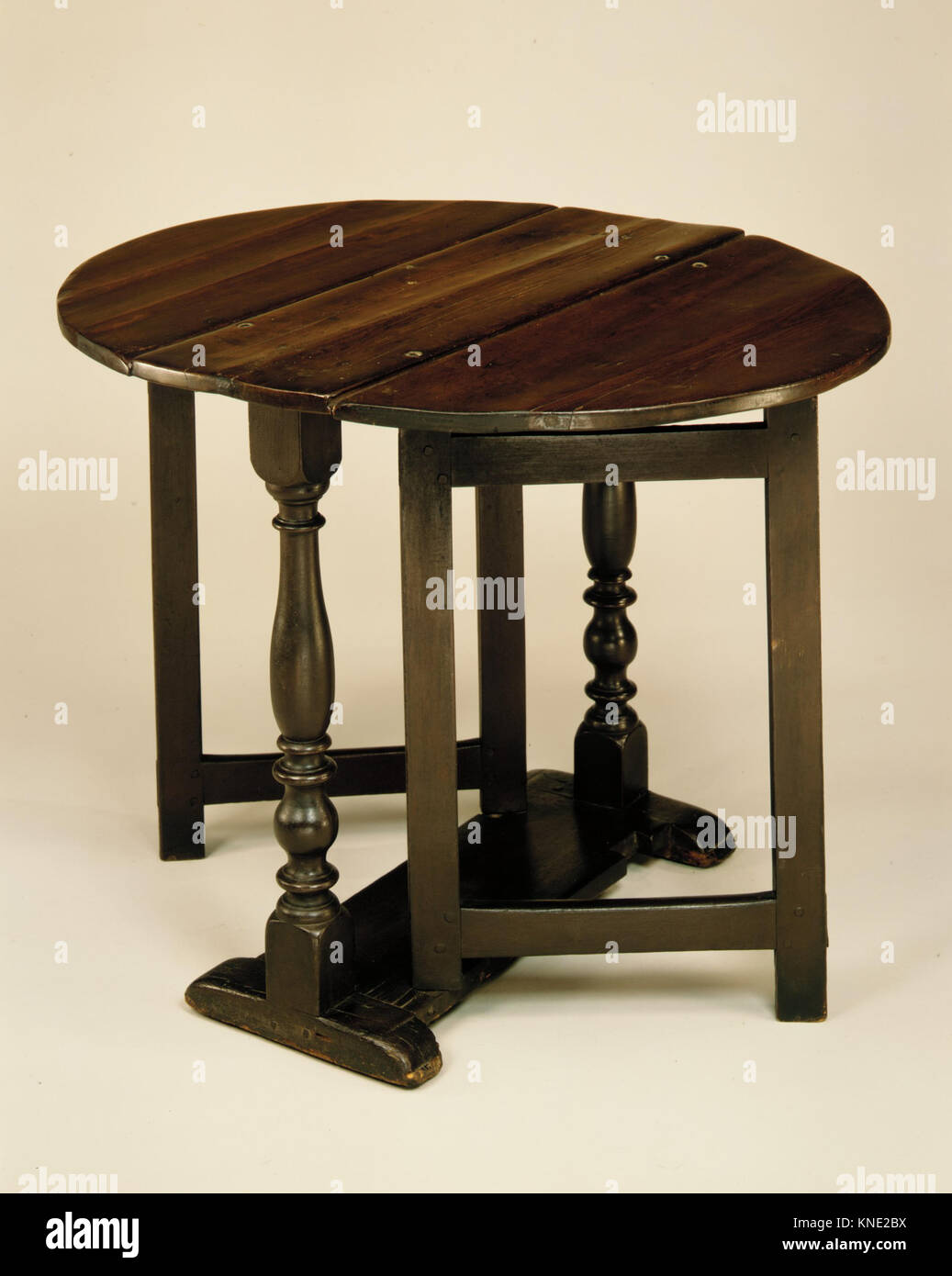 See folding gate hi-res stock photography and images - Alamy