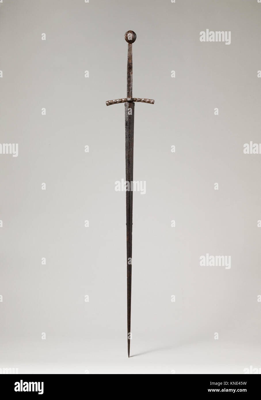Hand and a half sword hi-res stock photography and images - Alamy