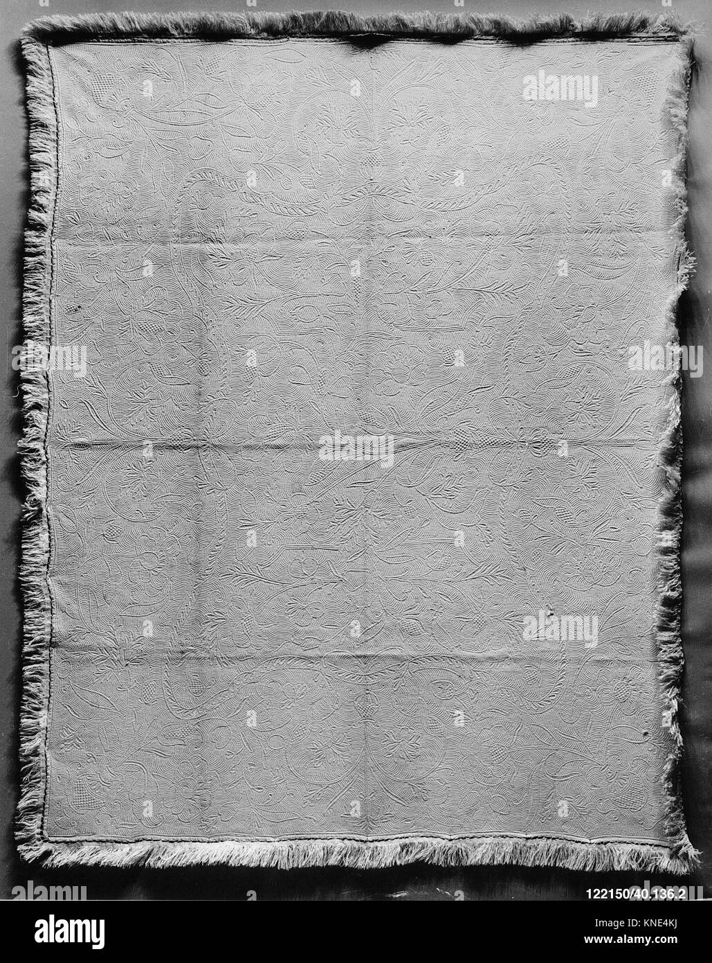 Dressing table cover quilt hi-res stock photography and images - Alamy