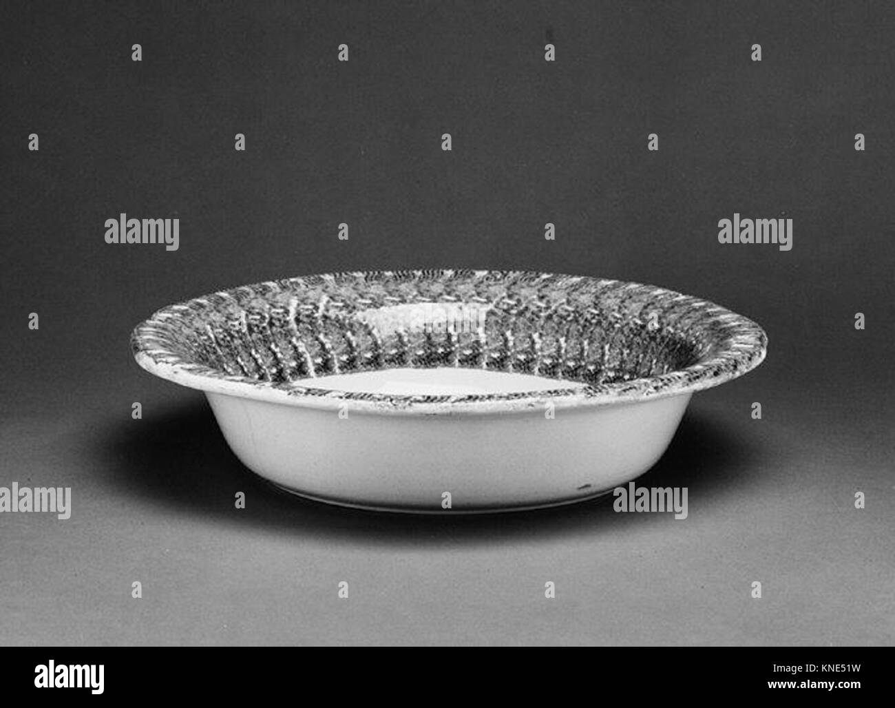 Bowl with Bird of Prey, 11thâ€“13th century, engraved slipware ...