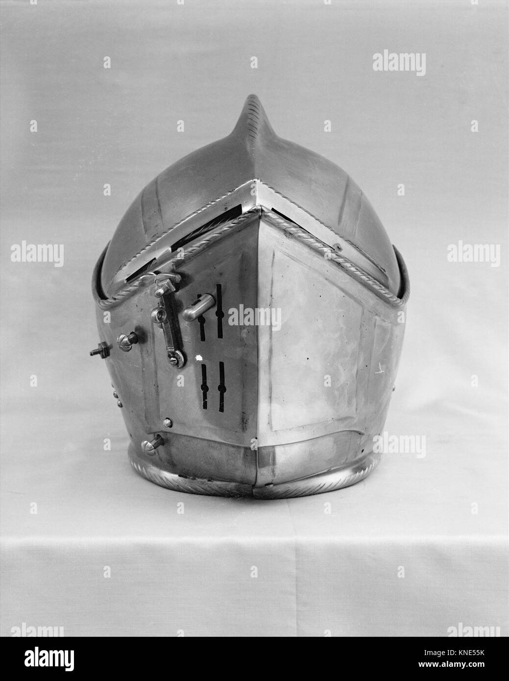 This early 17th-century field armor, possibly worn by Sir John ...