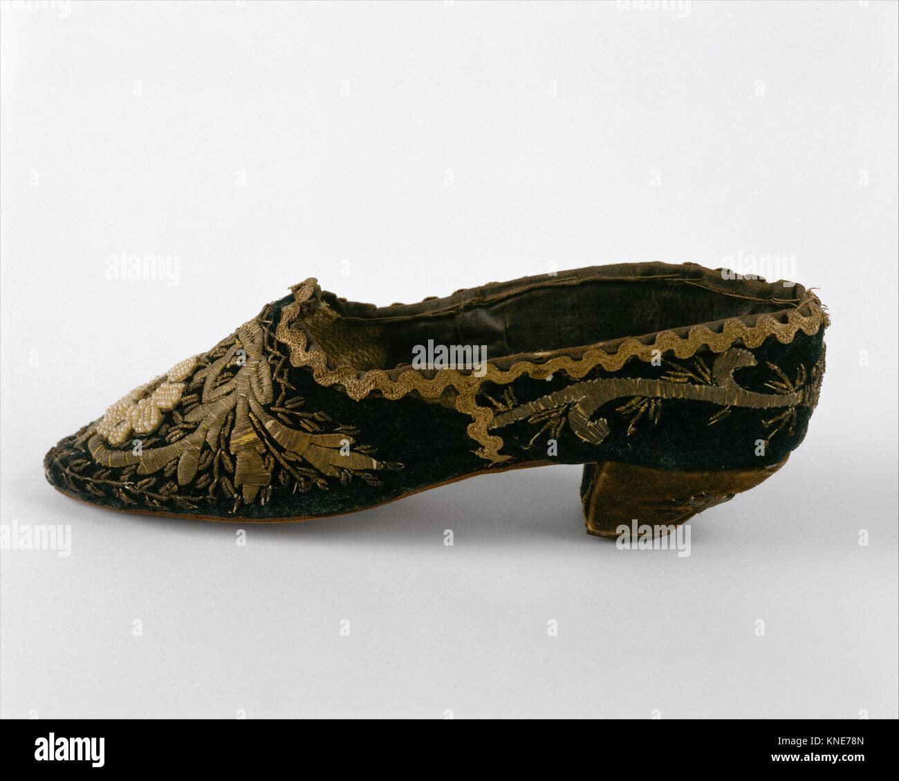 Dance slippers MET DT1701 79402 Stock Photo - Alamy