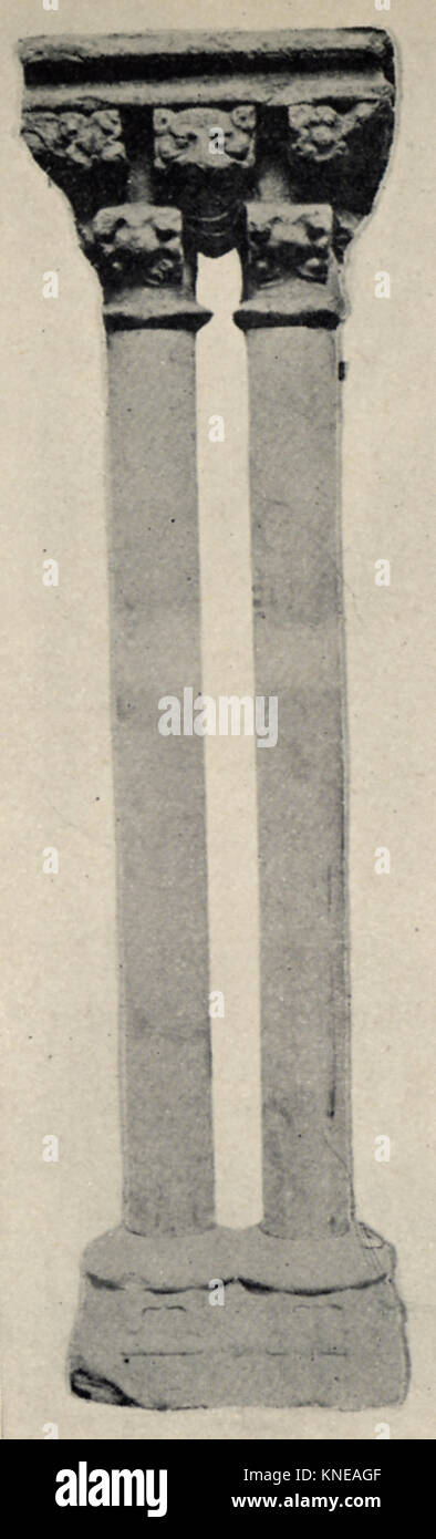 Column base part architectural hi-res stock photography and images - Alamy