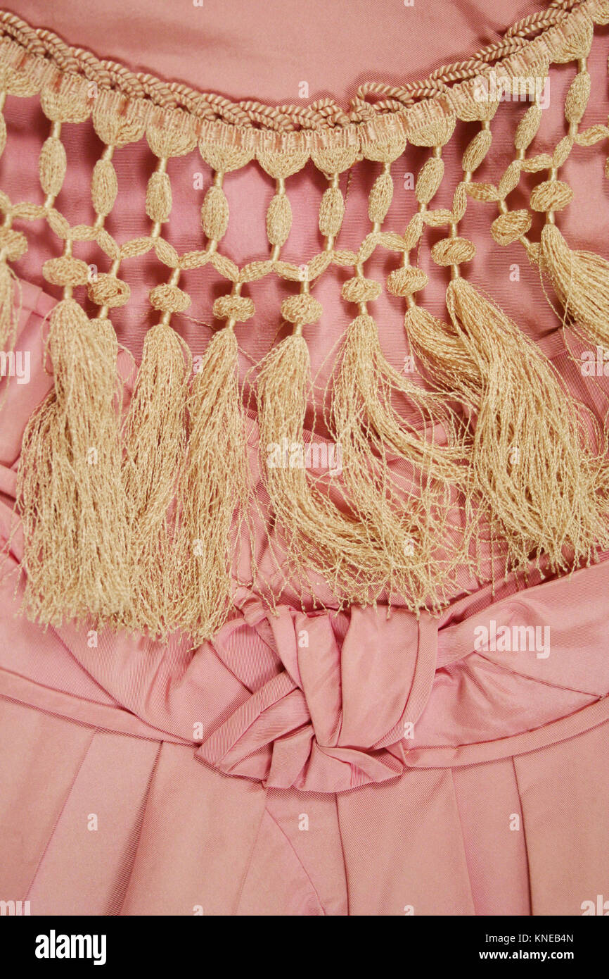 This dress from The Metropolitan Museum of Art collection exemplifies ...