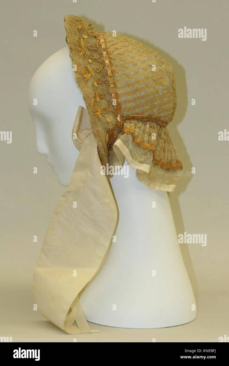 Old fashioned dress bonnet hi-res stock photography and images - Alamy