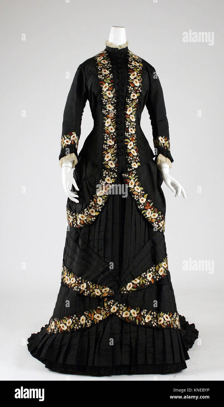 This dinner dress is an example of period fashion, crafted with ...