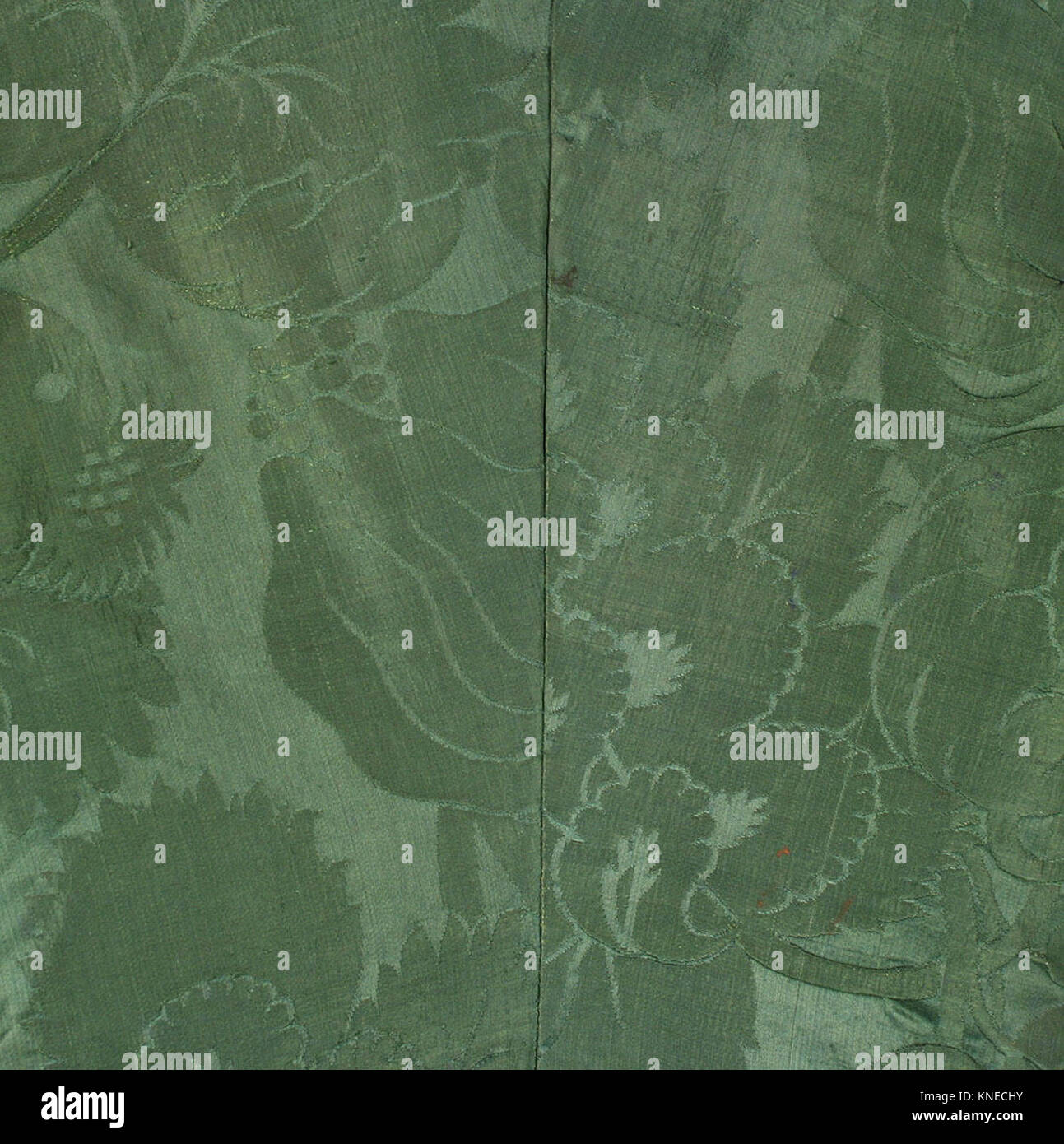 A dressing gown from The Metropolitan Museum of Artâ€™s collection ...