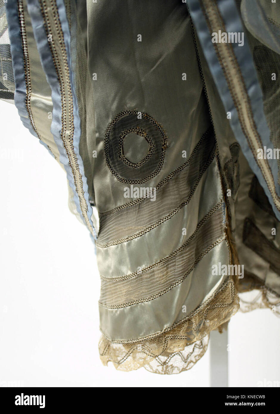 Evening dress MET CI44.64.37a d2 94661 Stock Photo - Alamy