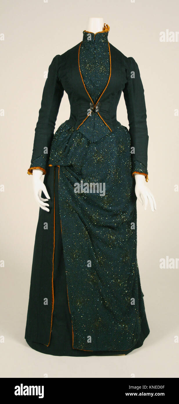 This ensemble includes garments typically worn together as a ...
