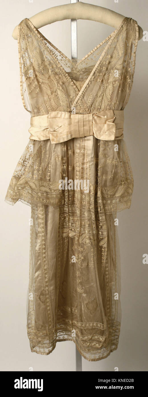 This evening dress, cataloged as MET CI44.64.33 F 946678, is part of ...