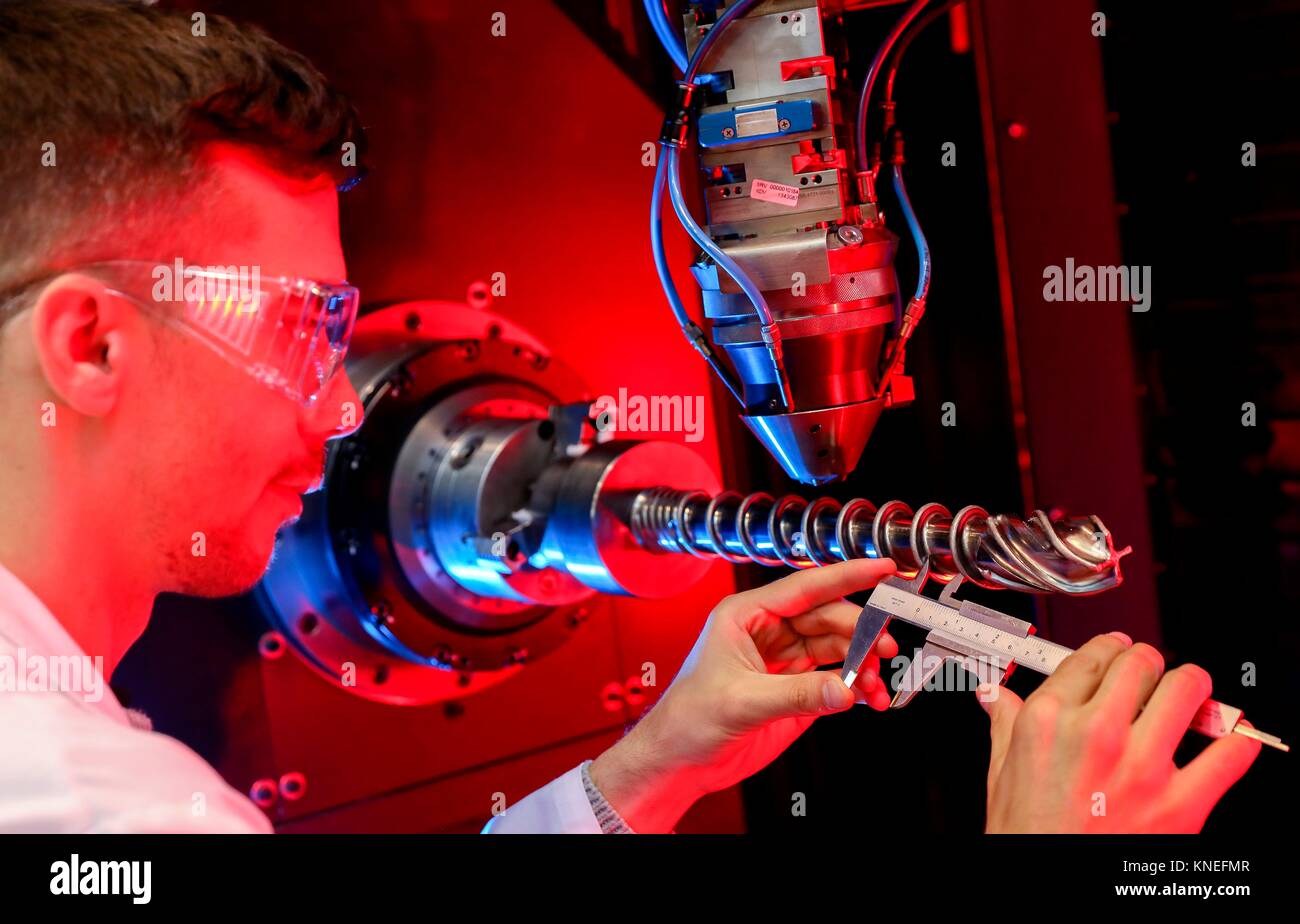 Laser additive manufacturing machine hi-res stock photography and ...