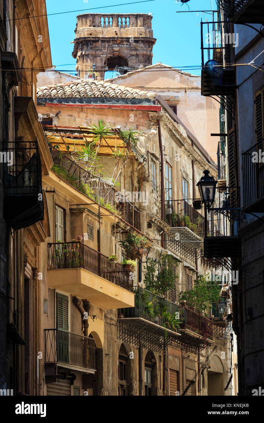 Palermo old town city view, Sicily, Italy Stock Photo - Alamy