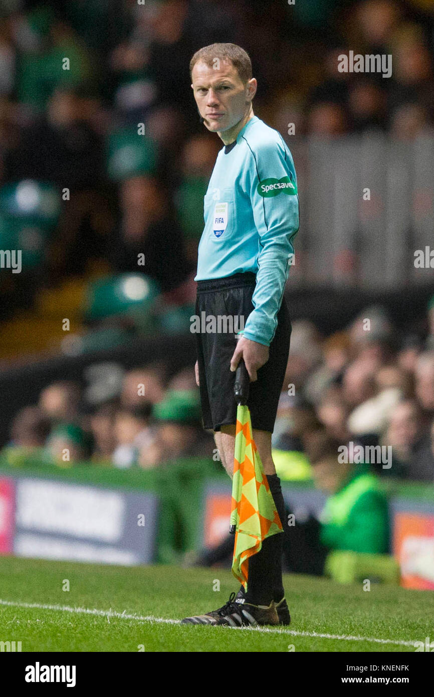 Assistant Referee Stuart Stevenson during the Ladbrokes Scottish ...