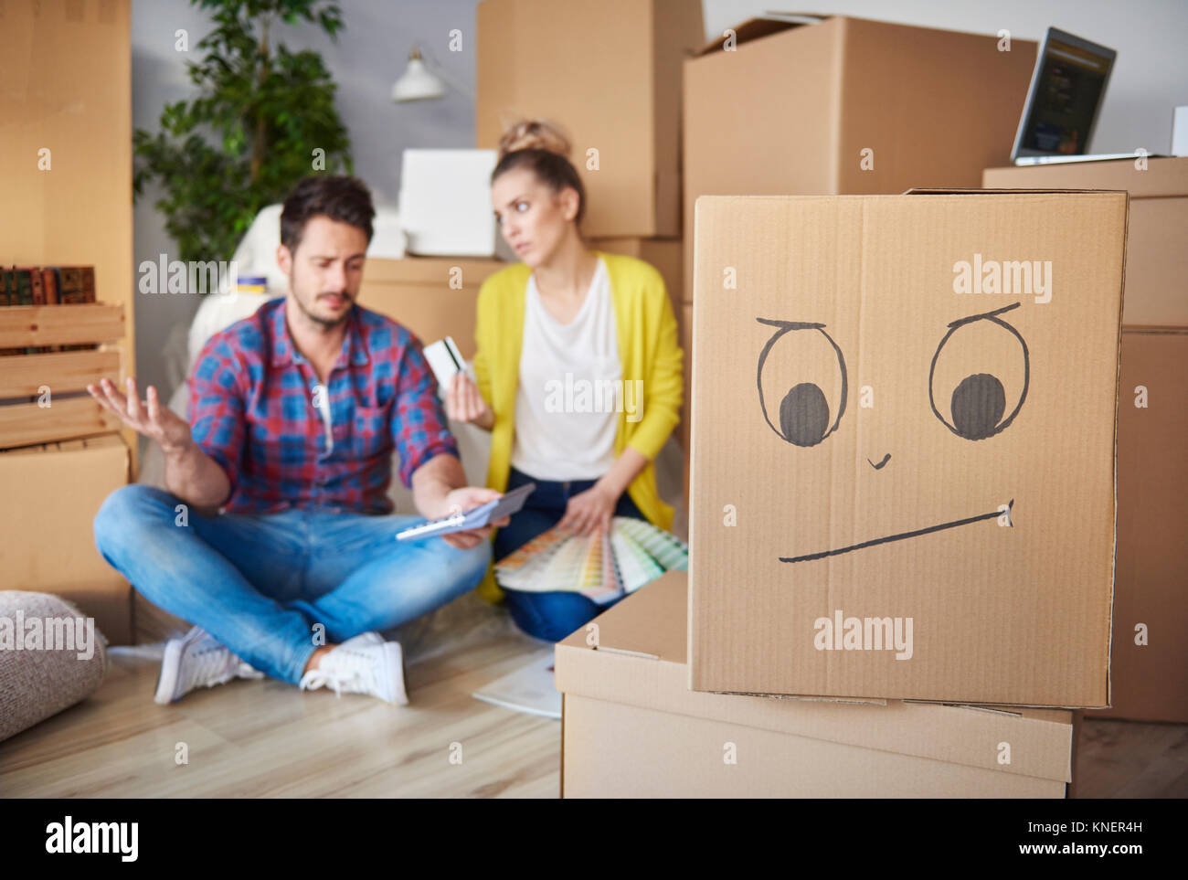 Wearing cardboard box sad face hi-res stock photography and images - Alamy