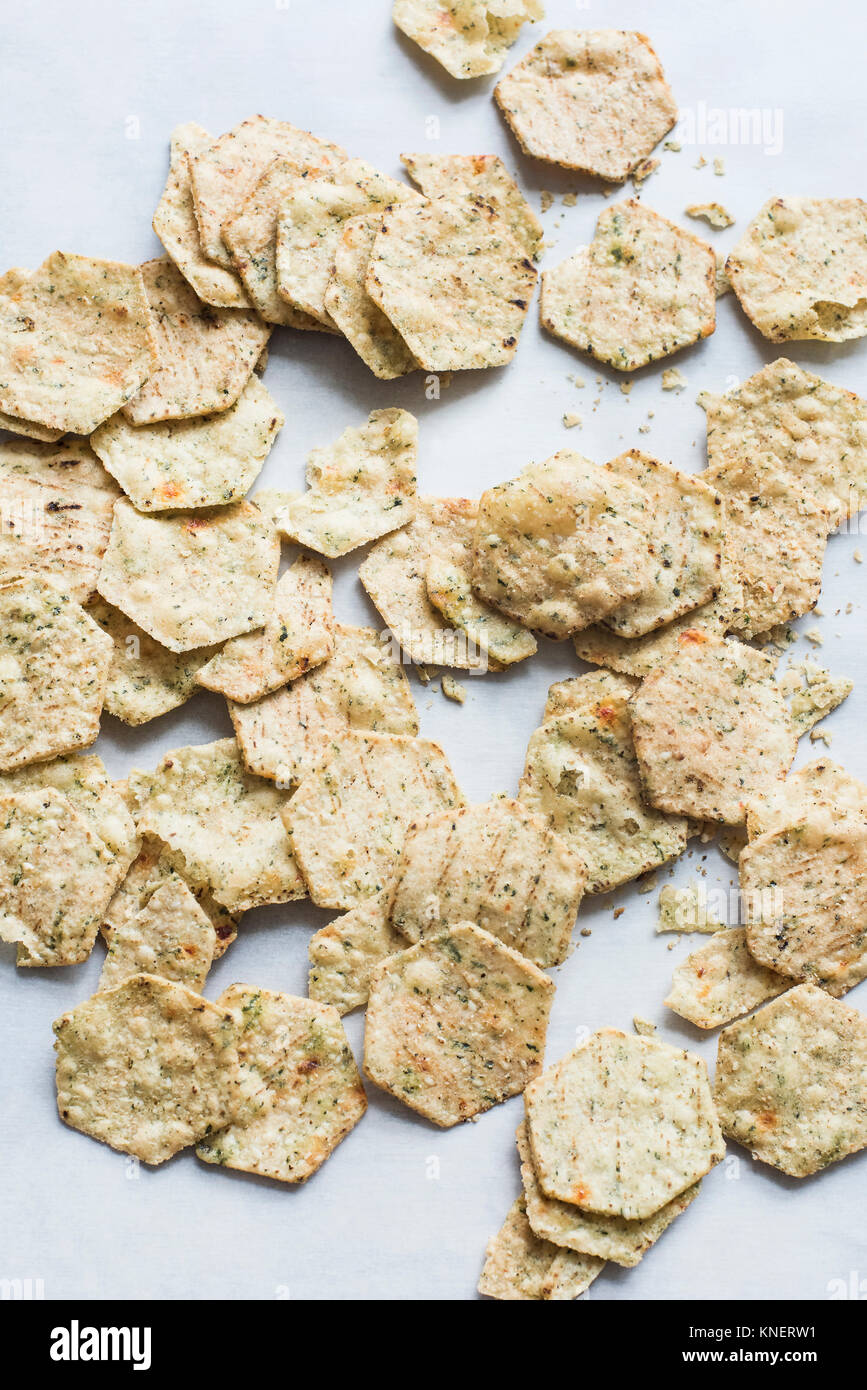 Multi-grain crackers, close-up Stock Photo - Alamy