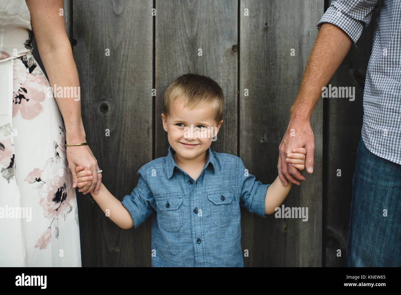 Hands parents hi-res stock photography and images - Alamy