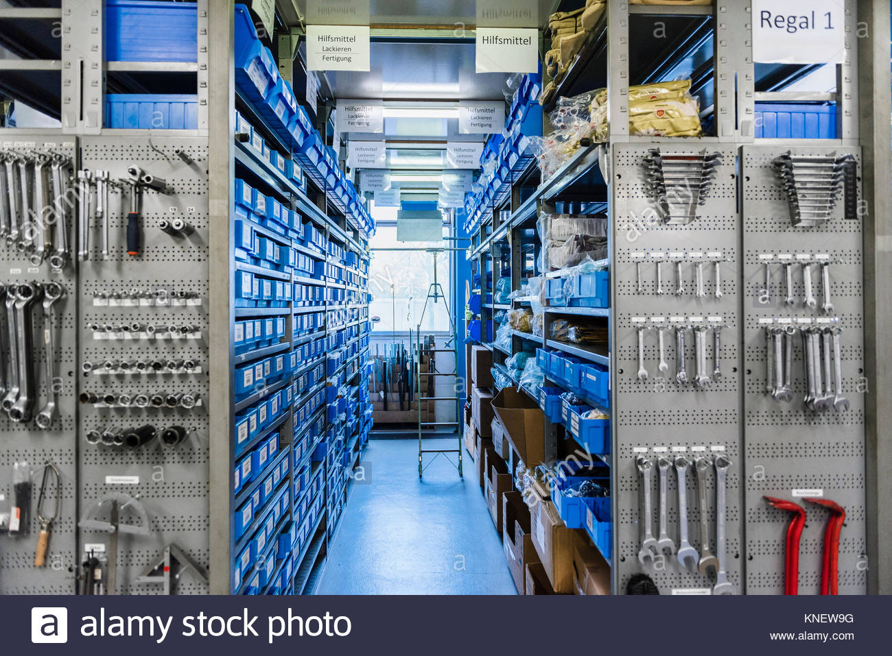 Warehouse Interior Stock Photos & Warehouse Interior Stock Images - Alamy