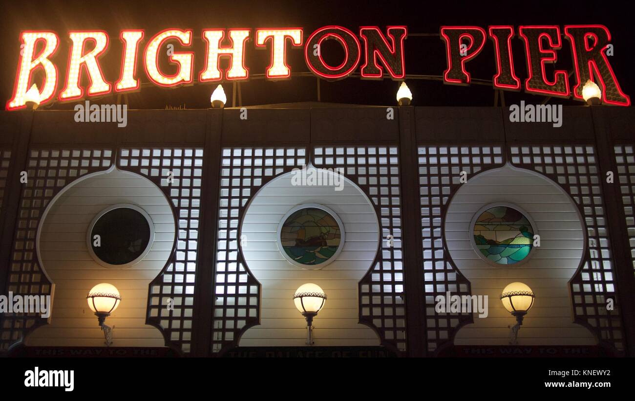 Brighton lit up hi-res stock photography and images - Alamy