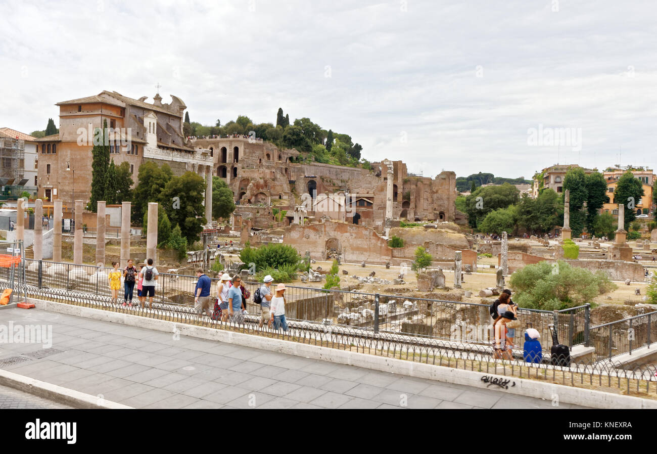 Roman Forum Ruins, Rome Stock Photo - Alamy