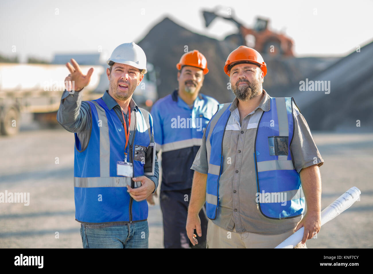 Quarry workers hi-res stock photography and images - Alamy