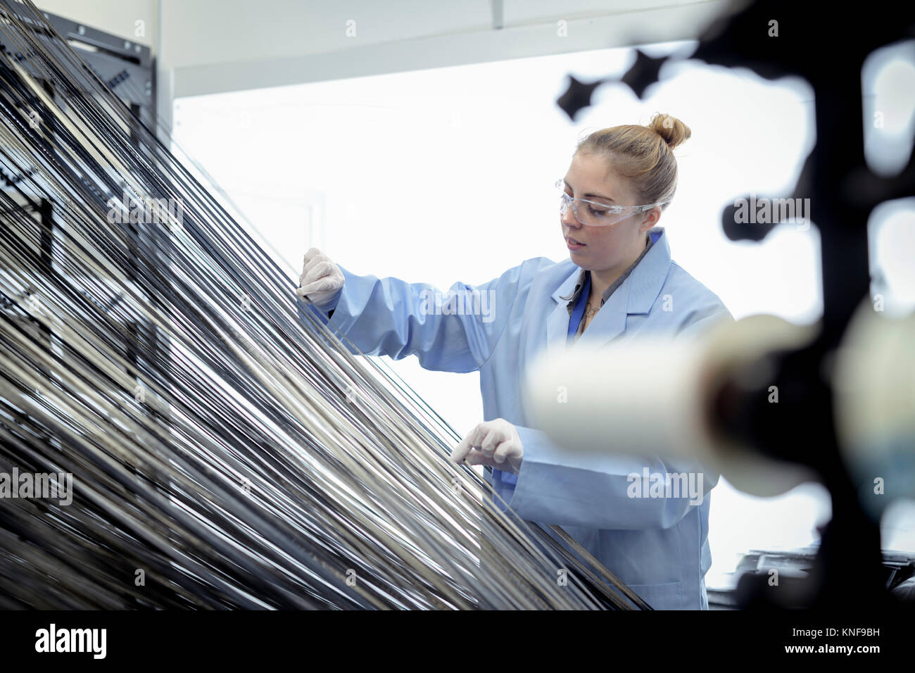 Female manufacturing production hi-res stock photography and images - Alamy