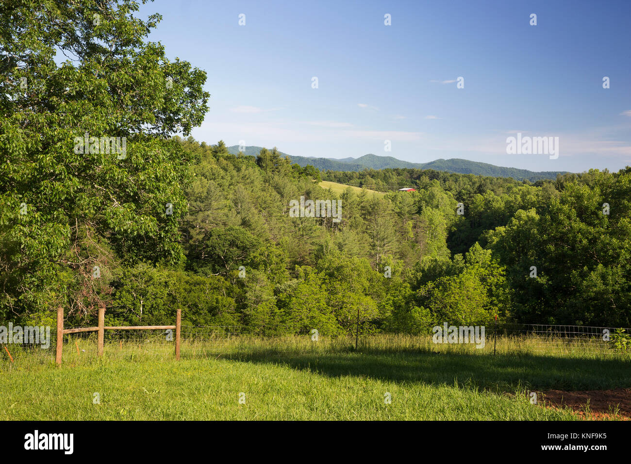 American farm landscape hi-res stock photography and images - Alamy