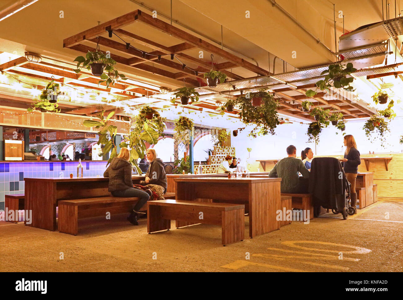 Community eating hi-res stock photography and images - Alamy