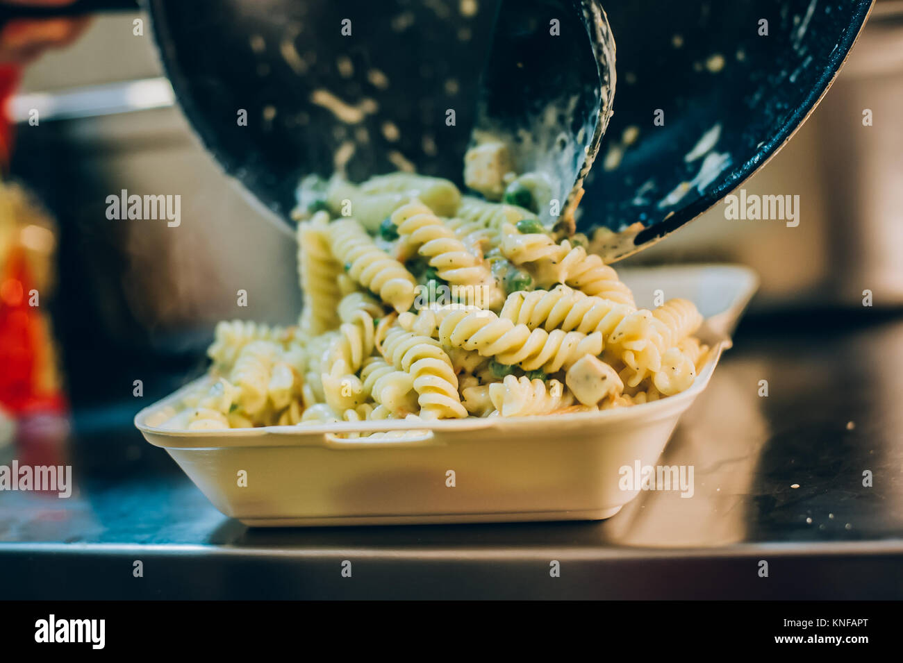Plastic container for spaghetti hi-res stock photography and images - Alamy