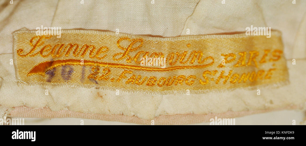 Bonnet MET 1989.77 label 104257 Design House: House of Lanvin, French ...