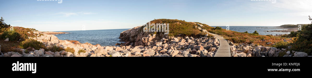Middle Head point in Cape Breton Highlands National Park, Nova Scotia ...