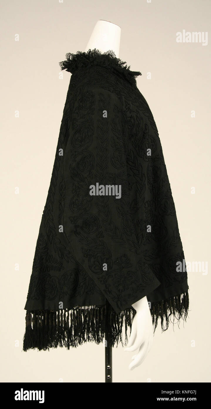 This dolman is a type of traditional garment, characterized by its ...