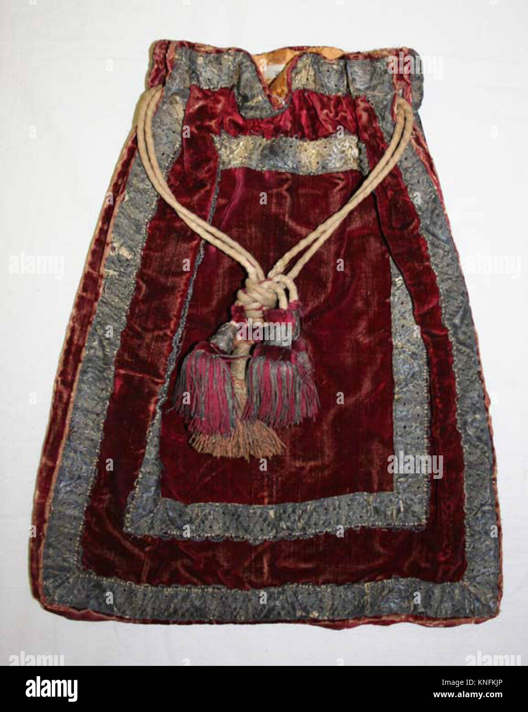 This ancient drawstring bag, part of the MET collection, is a small yet ...