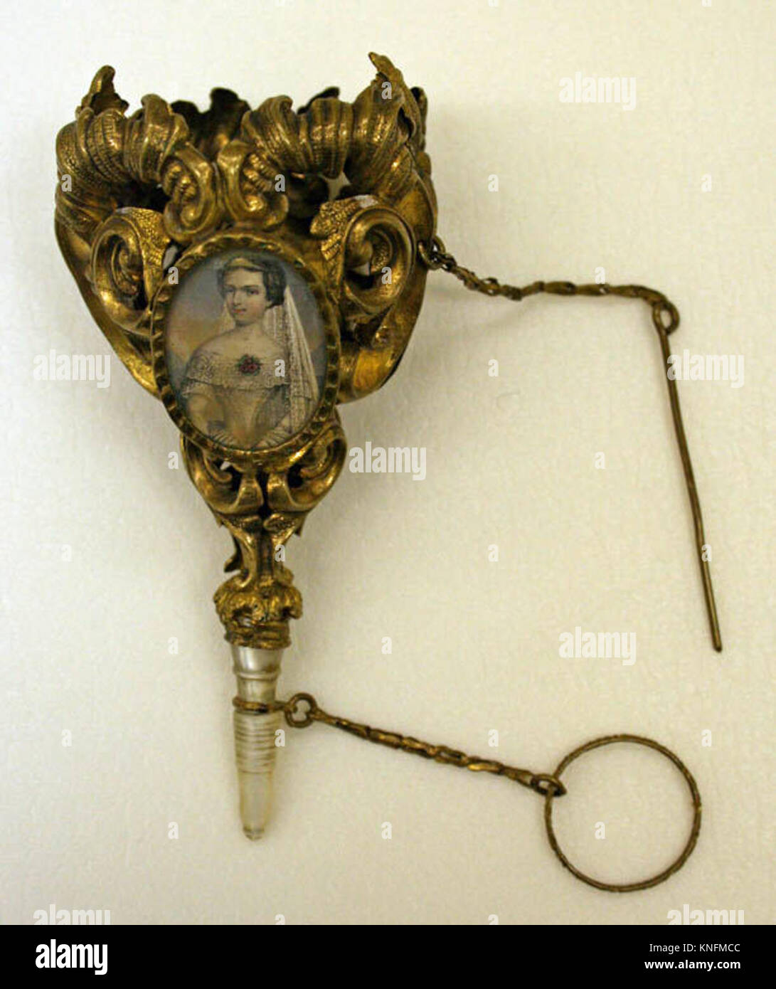 Bouquet holder MET CI38.23.406 S2 123987 Stock Photo - Alamy