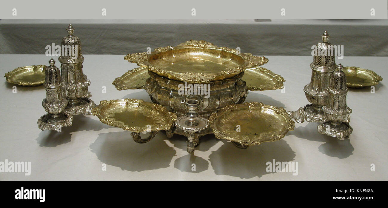 Paul de lamerie centerpiece hi-res stock photography and images - Alamy