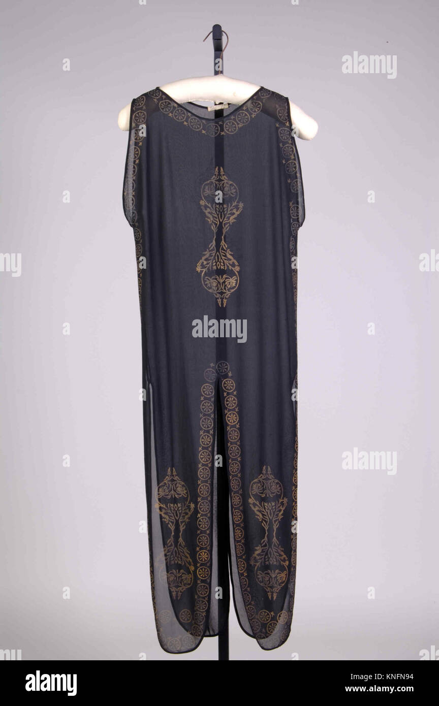 Overdress hi-res stock photography and images - Alamy