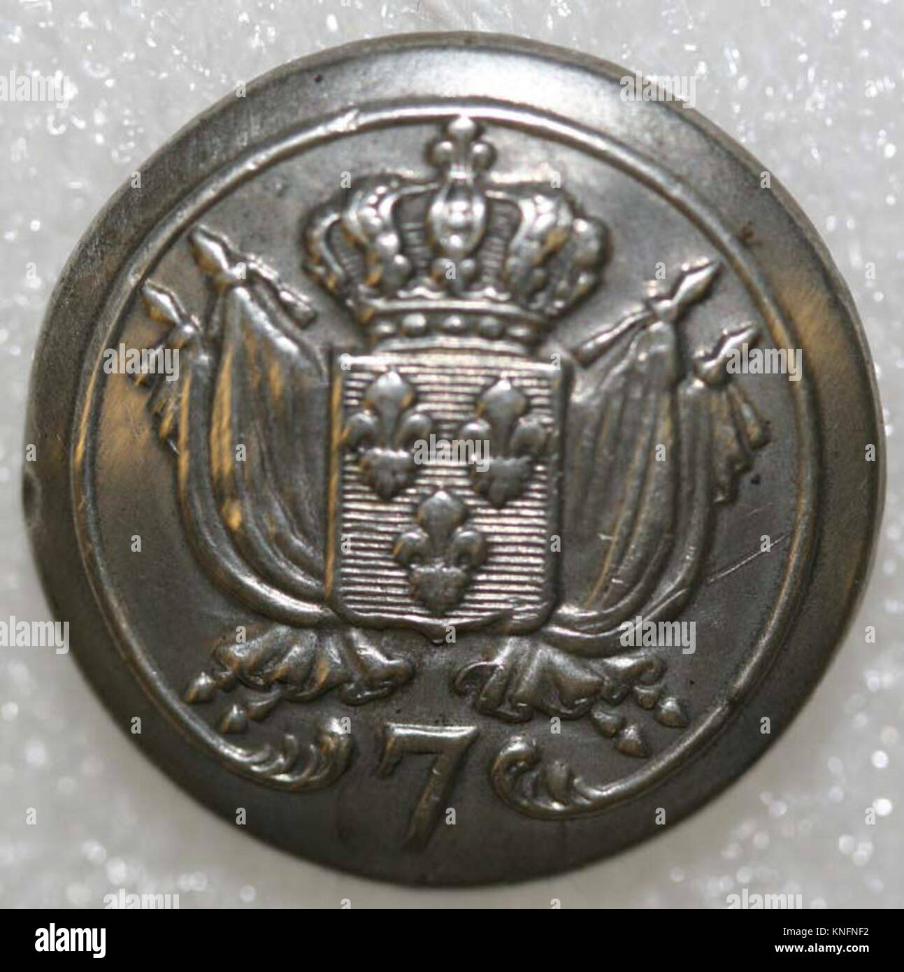 Button MET 51.47.190 127590 Stock Photo - Alamy