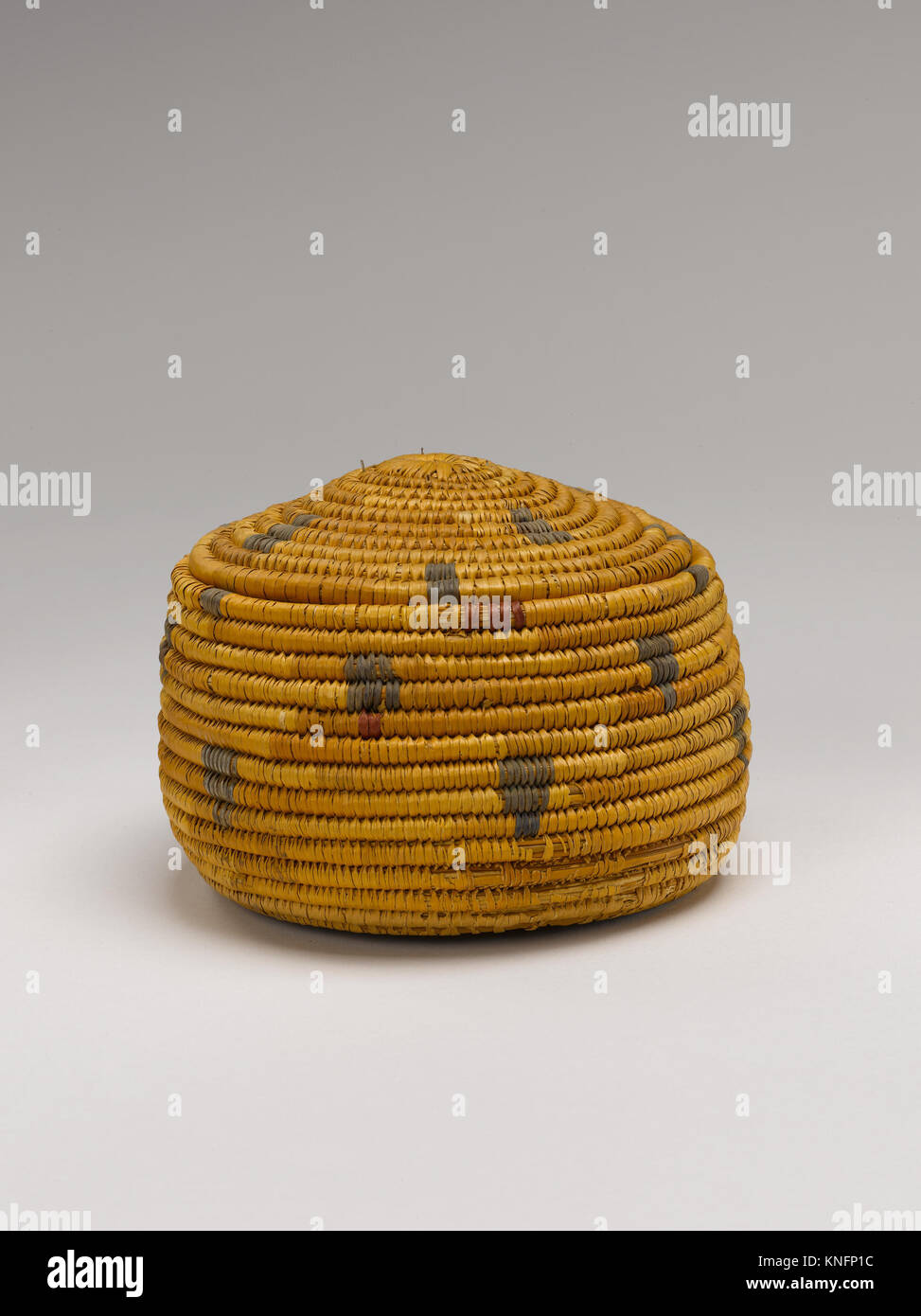 Circular Basket with Lid MET DP228252 545739 Stock Photo - Alamy
