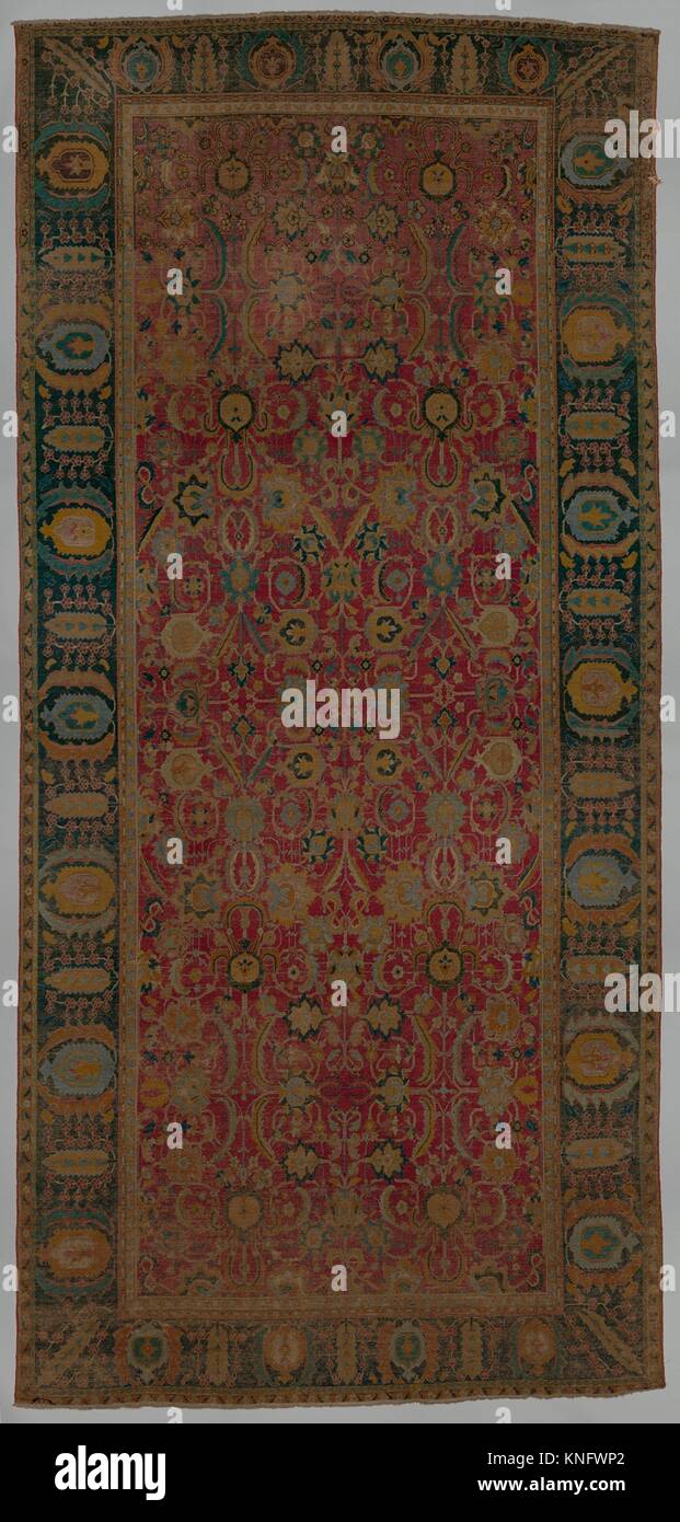 Column 5 scroll hi-res stock photography and images - Alamy
