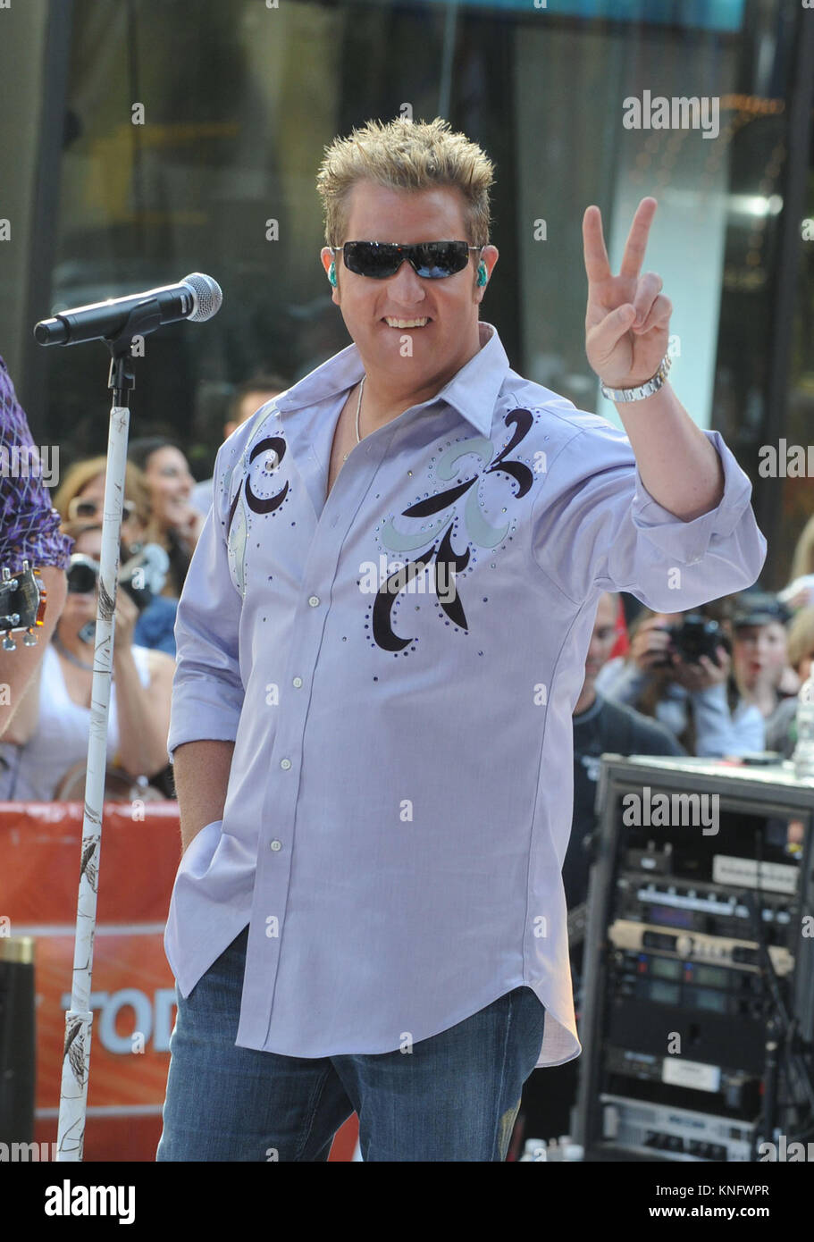 Rascal Flatts perform on the NBC Today Show Concert Series at ...