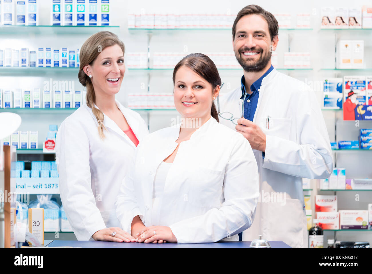 Pharmacy team hi-res stock photography and images - Alamy