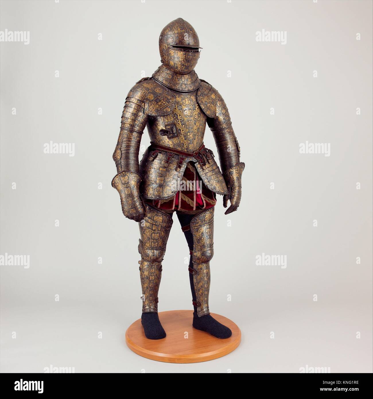 17th century plate armour hi-res stock photography and images - Alamy