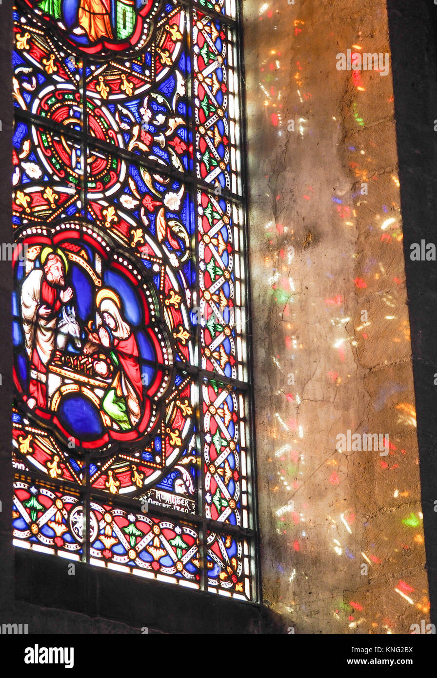 STAINED GLASS WINDOW ELY CATHEDRAL Stock Photo - Alamy