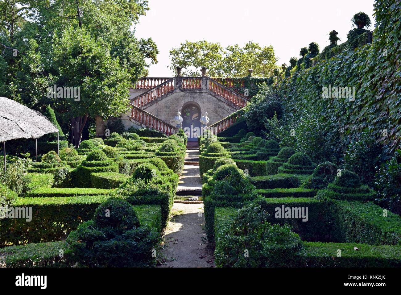 Park Labyrinth in Barcelona Stock Photo - Alamy