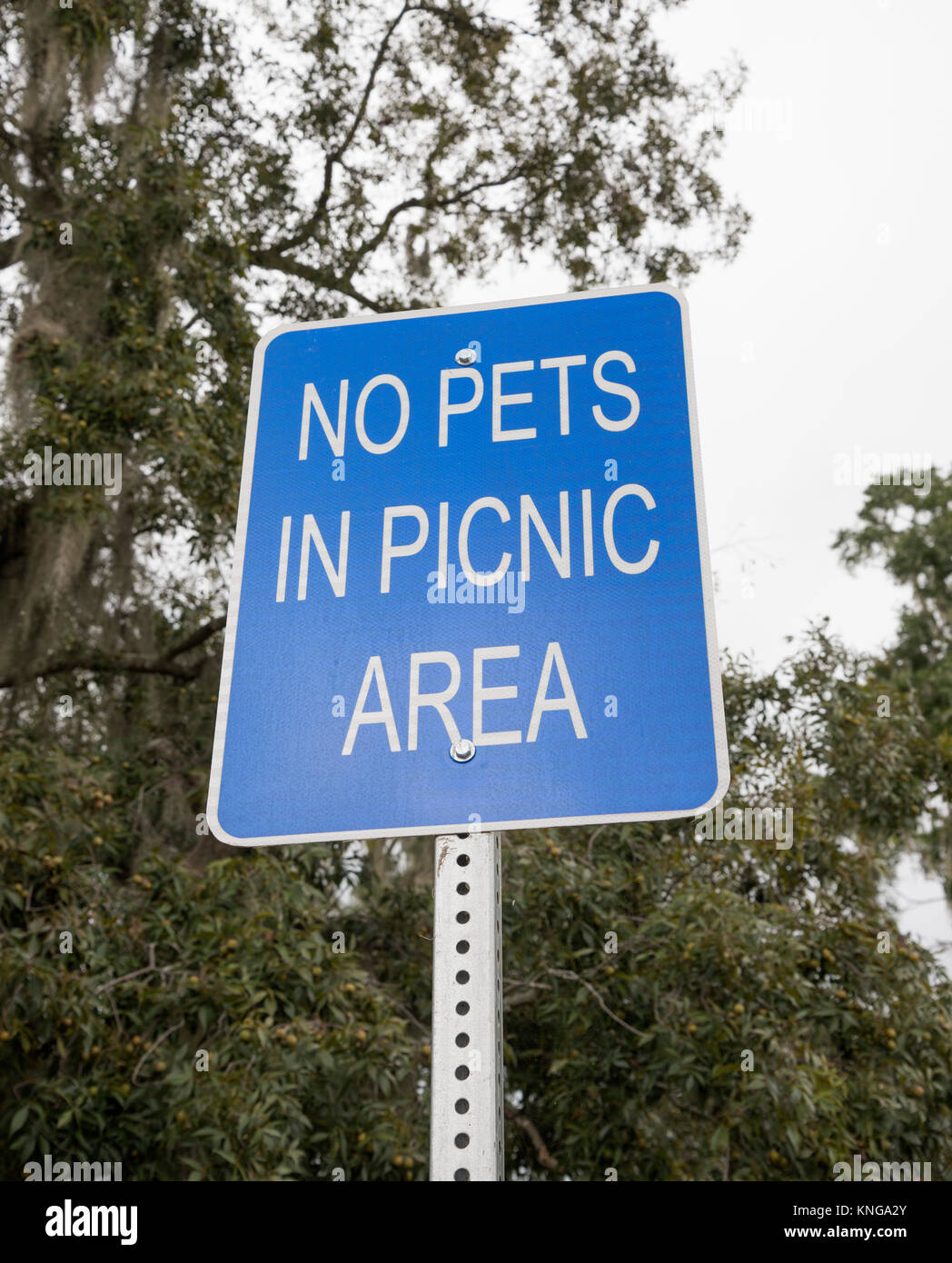 No picnic sign hi-res stock photography and images - Alamy