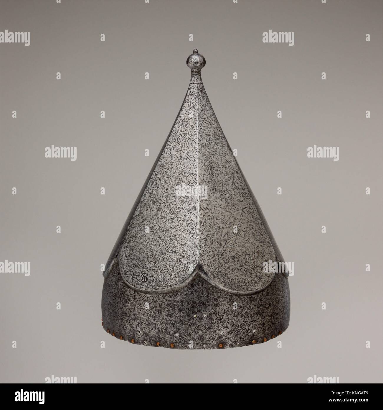 Mamluk helmet hi-res stock photography and images - Alamy