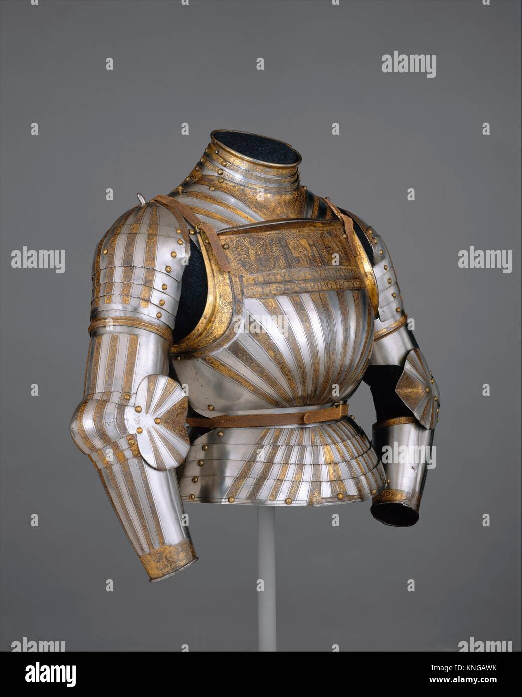 Gold etched armour hi-res stock photography and images - Alamy