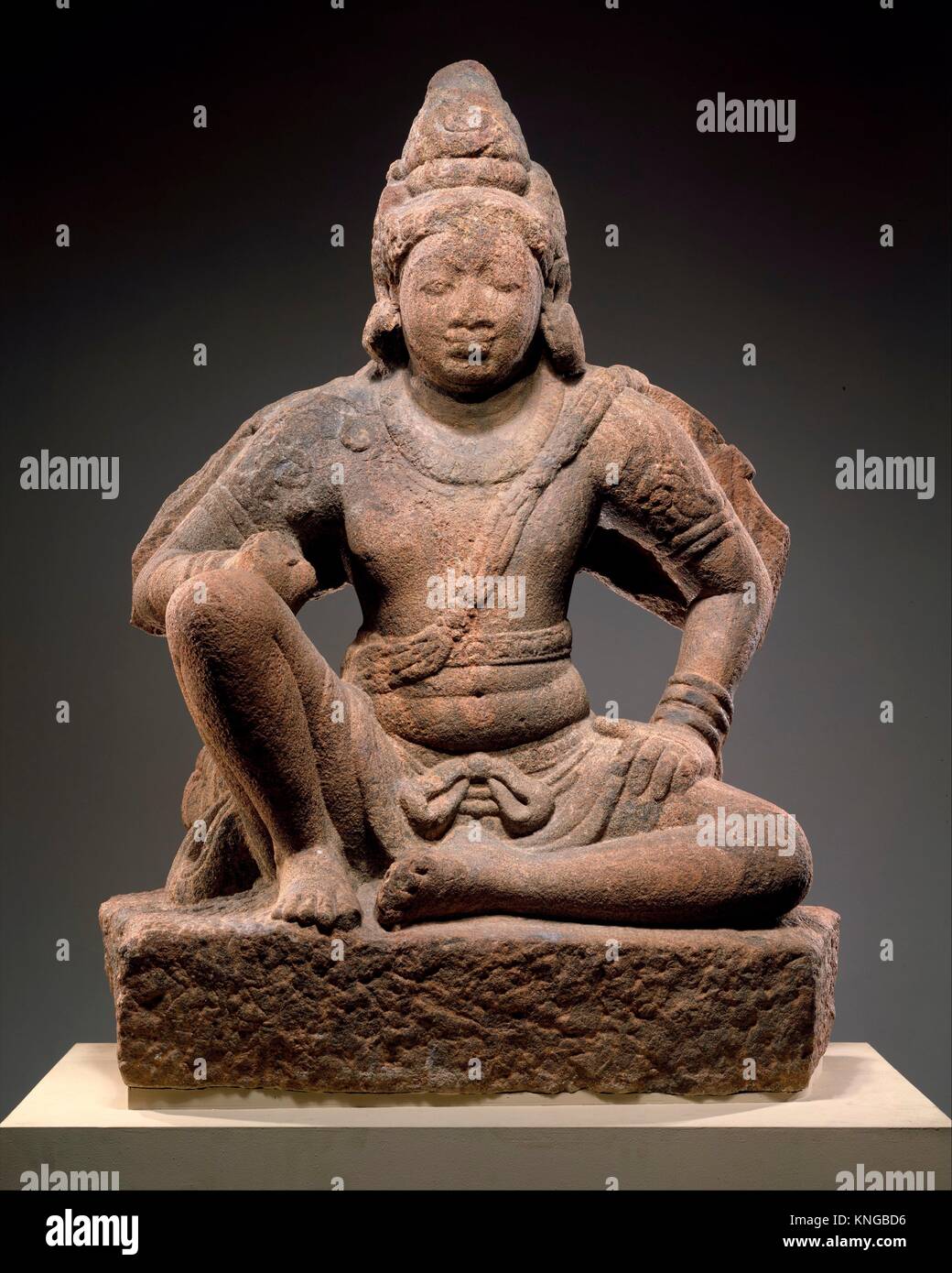 Garuda (Vishnu´s Mount) Seated in Royal Ease. Period: Pandya dynasty ...
