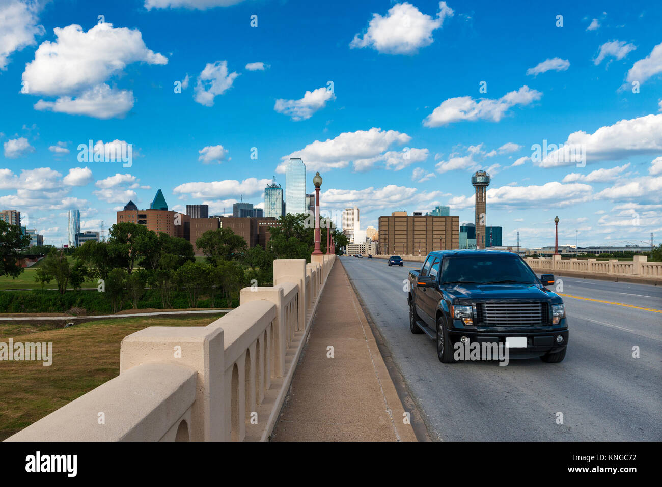 Dallas texas usa freeway bridge hi-res stock photography and images - Alamy